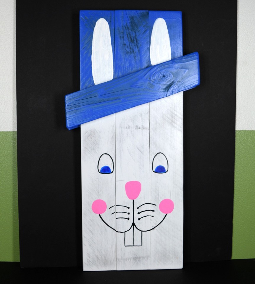 Reversible easter bunny leprechaun pallet decoration, st patricks day ...
