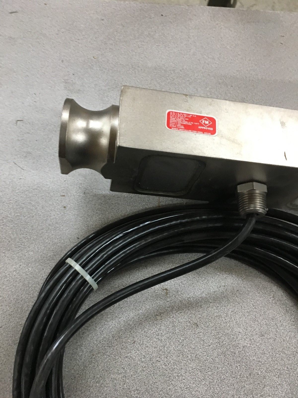 NEW NO BOX SENSORTRONICS 60,000 LBS LOAD CELL 65040A60K-1000 | eBay