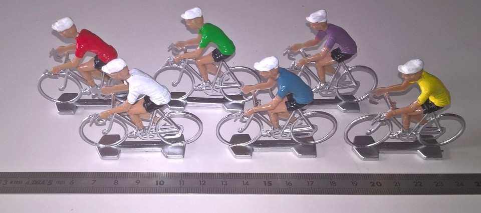Lot de 6 cyclistes Cofalu plastique - Tour de france - Ech:1/32 ...