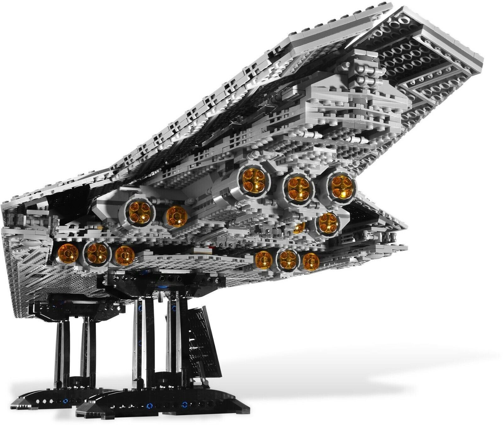 LEGO Star Wars 10221 UCS Super Star Destroyer Ultimate Collector Series ...