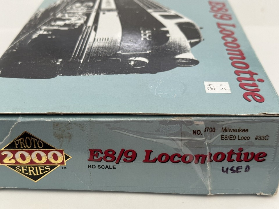 WALTHERS PROTO 2000 E8/9 HO MILWAUKEE ROAD LOCOMOTIVE #33C DC ITEM ...
