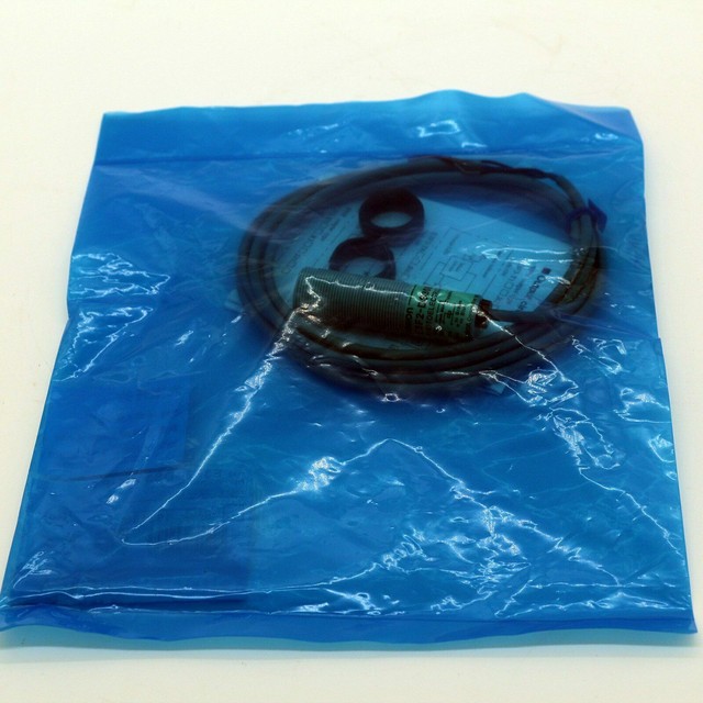 Omron E3F2-DS30B E3F2-DS30B for sale online | eBay