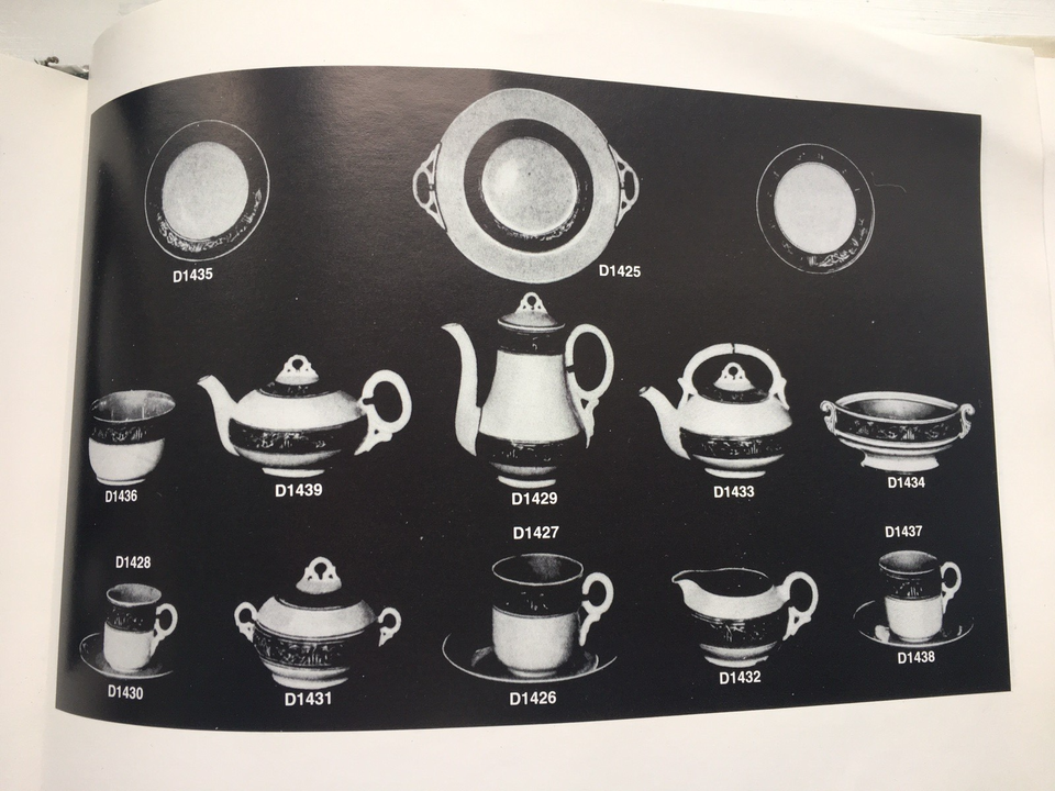 Rare & Minty 16 Piece BELLEEK Celtic Tea Set / Book of Kells Design ...