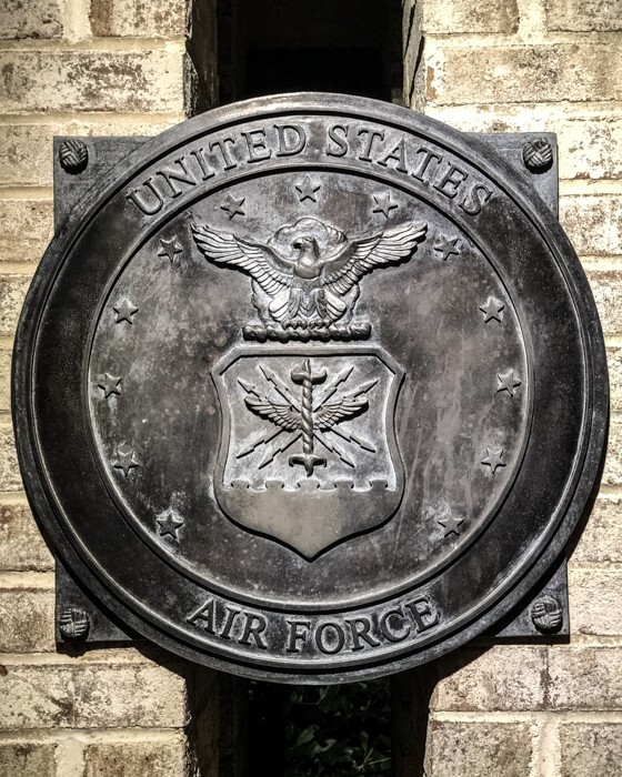 8x10 Color of the US Air Force Medallion Memorial Park in Mount ...