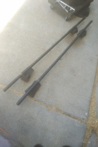 Yakima RailGrab Towers, Set of Four (4) Complete with rubber ...