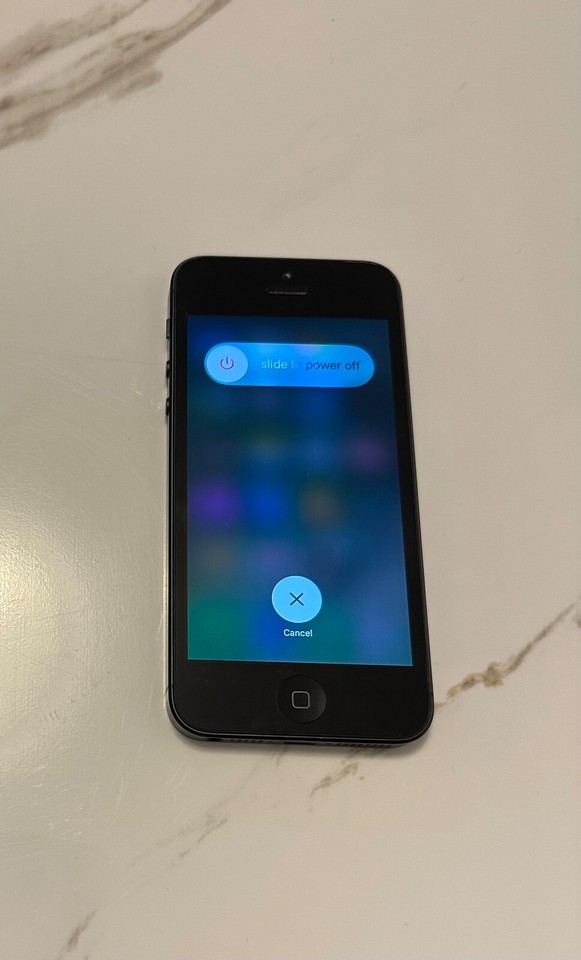 Apple iPhone 5 - 16GB, 32GB, 64GB - Black & White Unlocked/AT&T A1429 ...