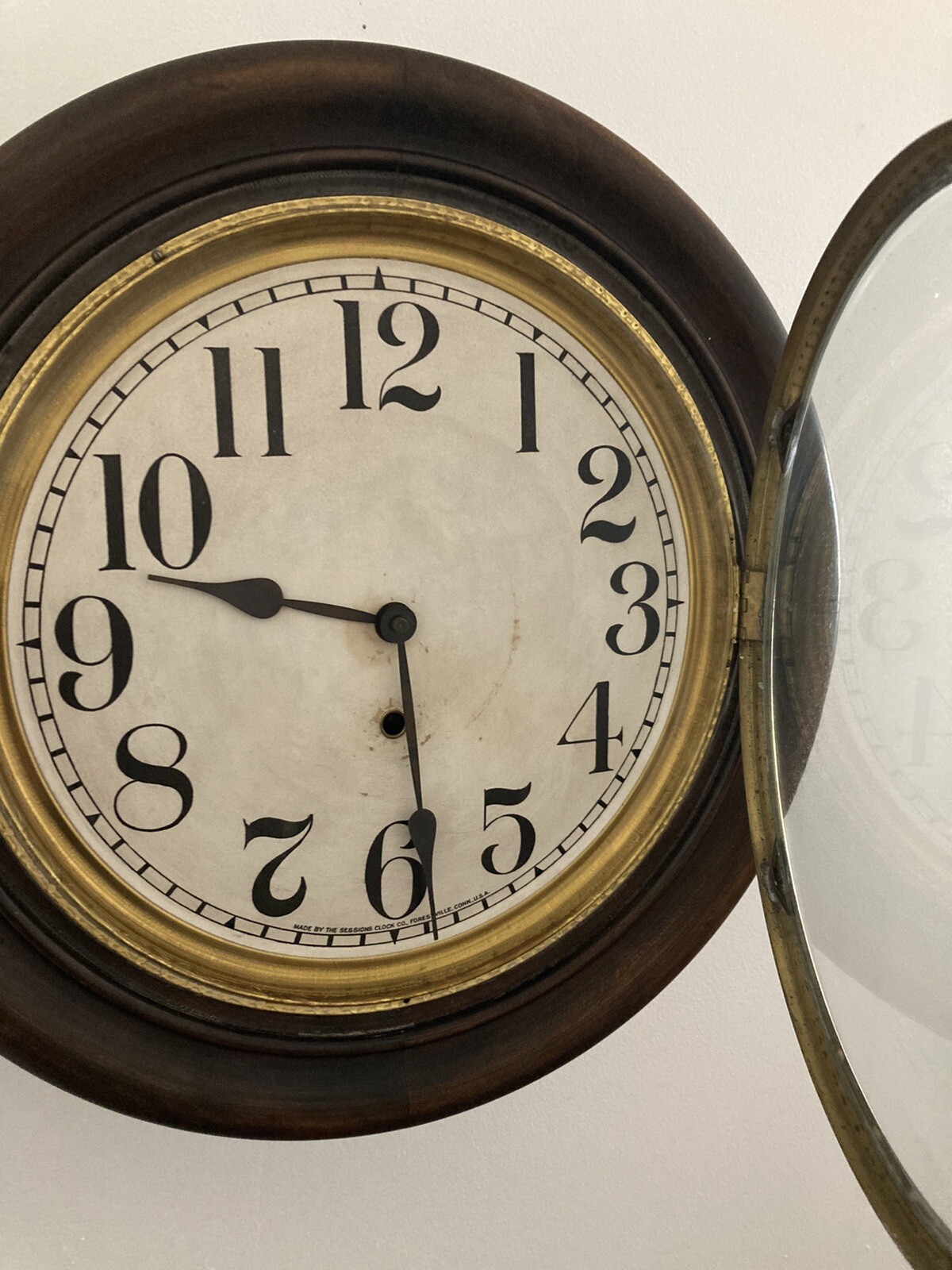 ANTIQUE SESSIONS " FOYER" EIGHT DAY WIND UP CLOCK WITH PENDULUM & KEY ...