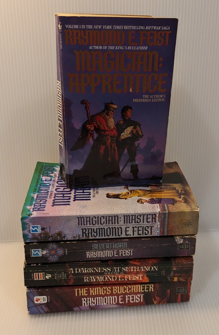 Lot of 5 Raymond E Feist Riftwar Saga Complete 1-4 + The King's ...