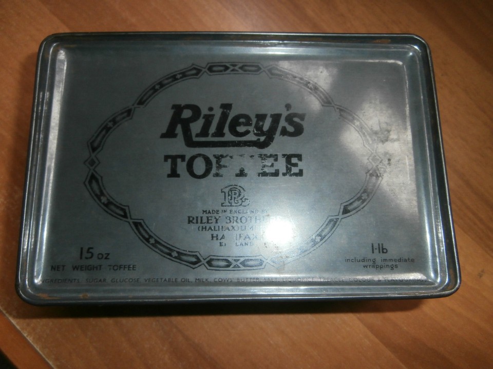 VINTAGE RILEY'S TOFFEE TIN RED AND GREY HUNTING SCENE | eBay UK