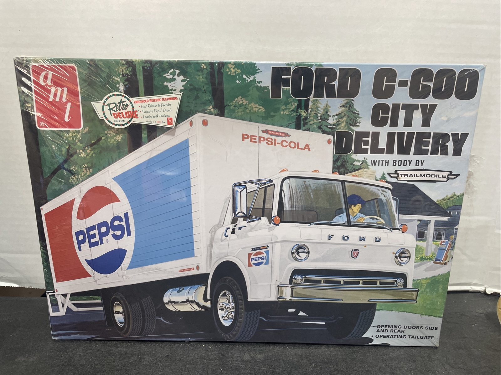1:25 AMT Ford C-600 Pepsi City Delivery Truck Trailmobile Model Sealed ...