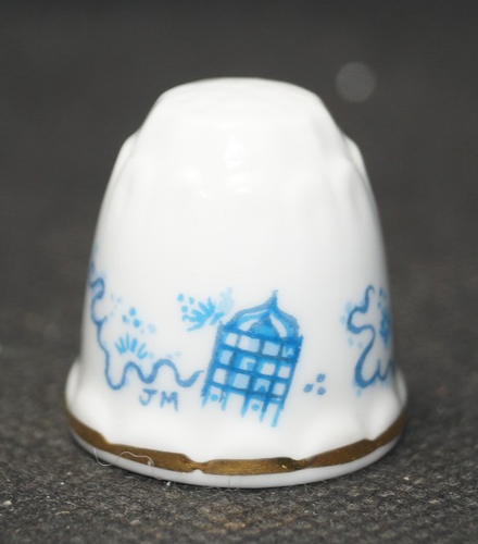 RARE SUTHERLAND ENGLAND THIMBLE COLLECTION - BLUE & WHITE #3 | eBay