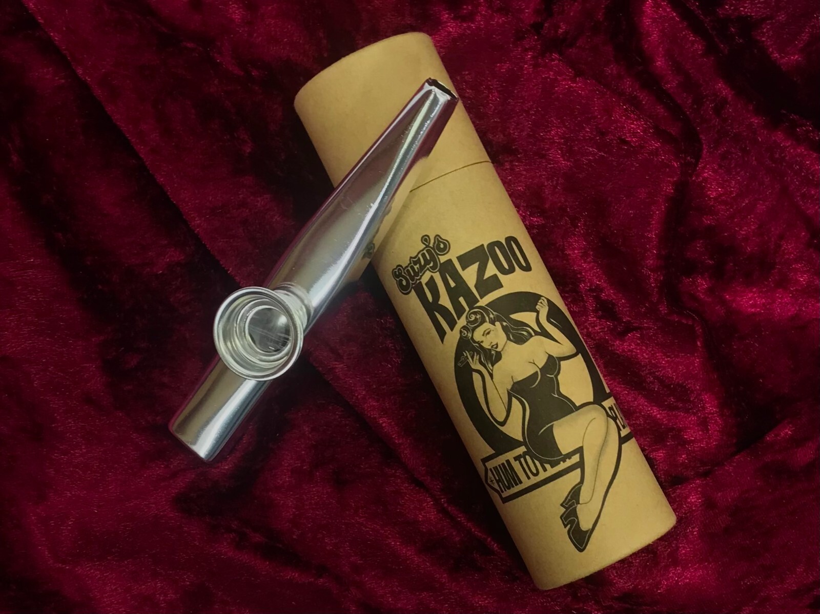 Suzy's Silver Coloured Kazoo - Original | Grelly UK