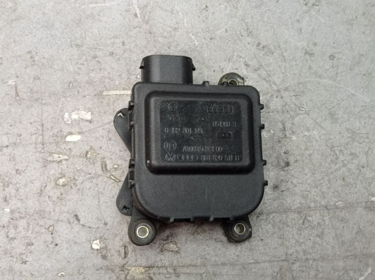 Stellmotor Heizung für VW PASSAT VARIANT (3B6) 1.6 8D1820511B | eBay.de