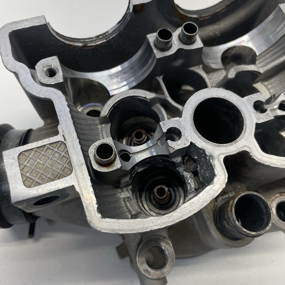 2007 06-08 KAWASAKI KX250F KX 250F OEM Cylinder Head - *** DAMAGED ...