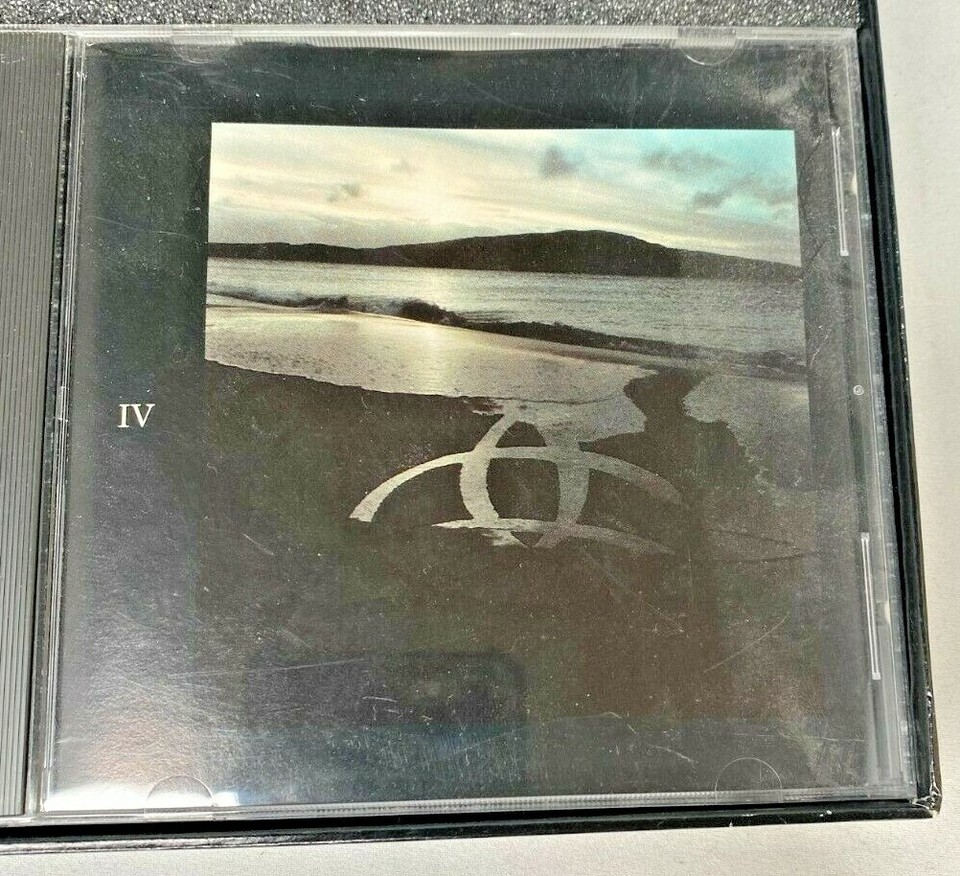 Led Zeppelin [Box Set] [Box] by Led Zeppelin (CD, Oct-1990, 4 Discs ...