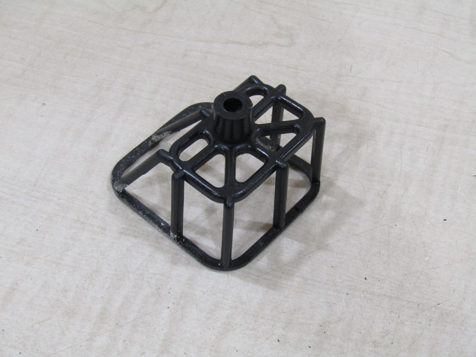 2014 YAMAHA TTR125LE OEM AIR FILTER HOLDER CAGE PROBABLY FITS MOST ...