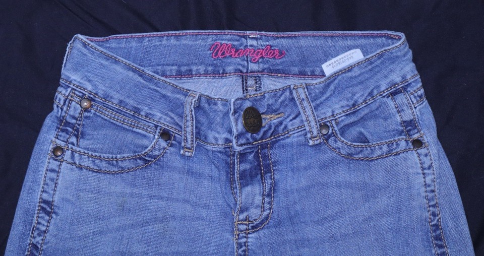 Wrangler Girls Bootcut Blue Jeans Size 1/2 X 32 Medium Wash Pink ...
