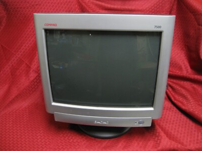 Compaq 7500 16" CRT VGA Computer Monitor Color Tube Screen Retro Gaming ...