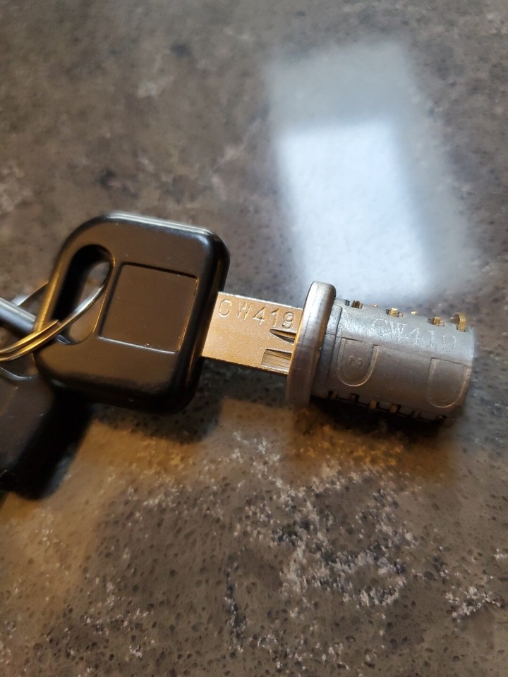 2 Keys CW419 FIC Entry Door Lock With Cylinders RV Motorhome Trailer ...