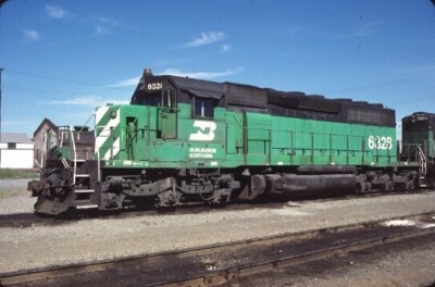 BN 6328 SD-40-2 AUBURN WA (BURLINGTON NORTHERN) ORIGINAL SLIDE 06-24-79 ...