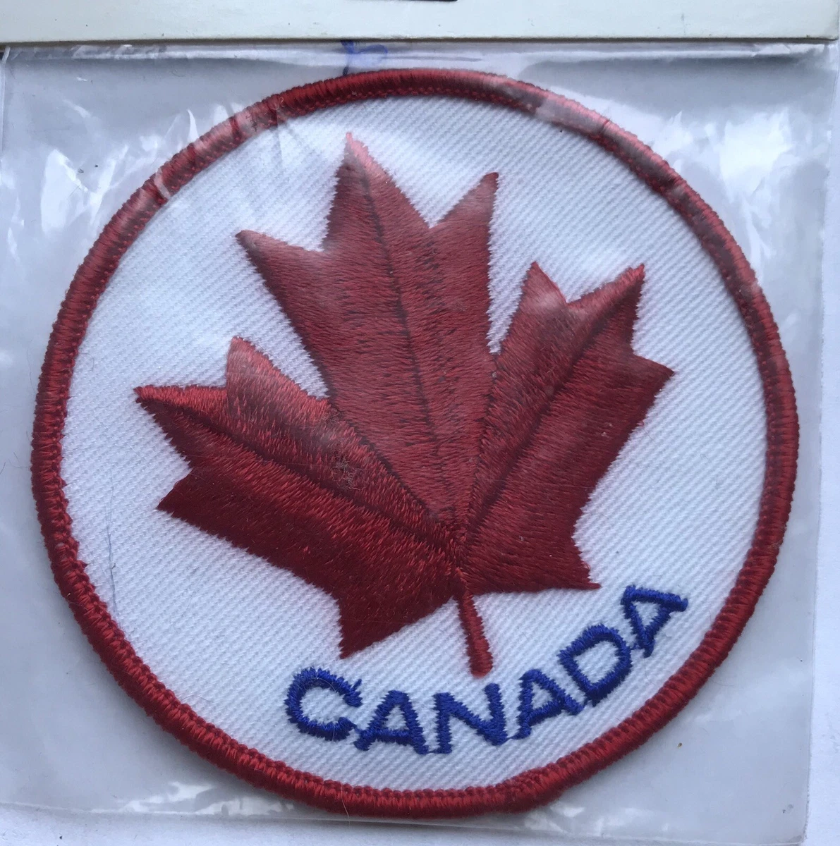 Canada National Leaf