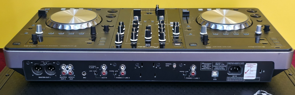 Pioneer DJ XDJ-R1 Wireless DJ System Black 2-Channel Controller ...