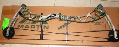 Martin Archery Champion Carbon Fury SD Compound Bow, 60lb, Early Seezyn ...