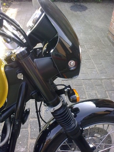 TRIUMPH THRUXTON & BONNEVILLE FLY SCREEN | eBay