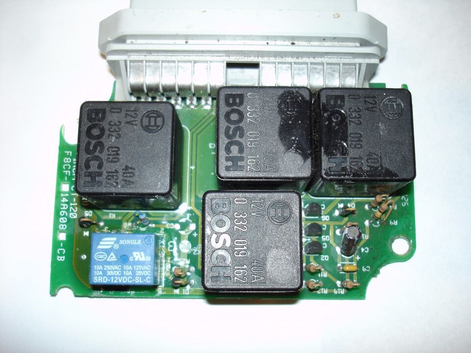 98-03 FORD OEM RELAY CONSTANT CONTROL RELAY MODULE ( CCRM ) RCM F8CF ...