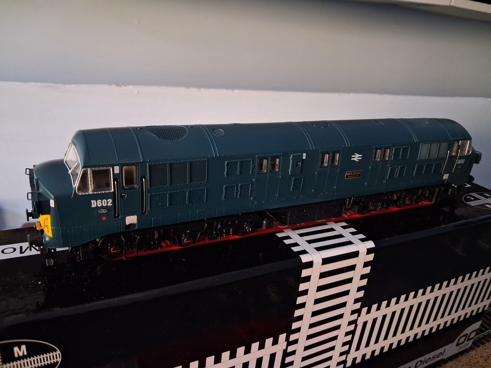 Kernow D600 Warship Locomotive D602 Bulldog OO Gauge Model Railway ...