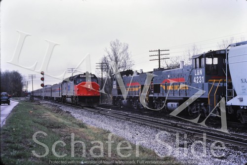 Original Slide Amtrak SDP-40 with family Line April 1979 | eBay