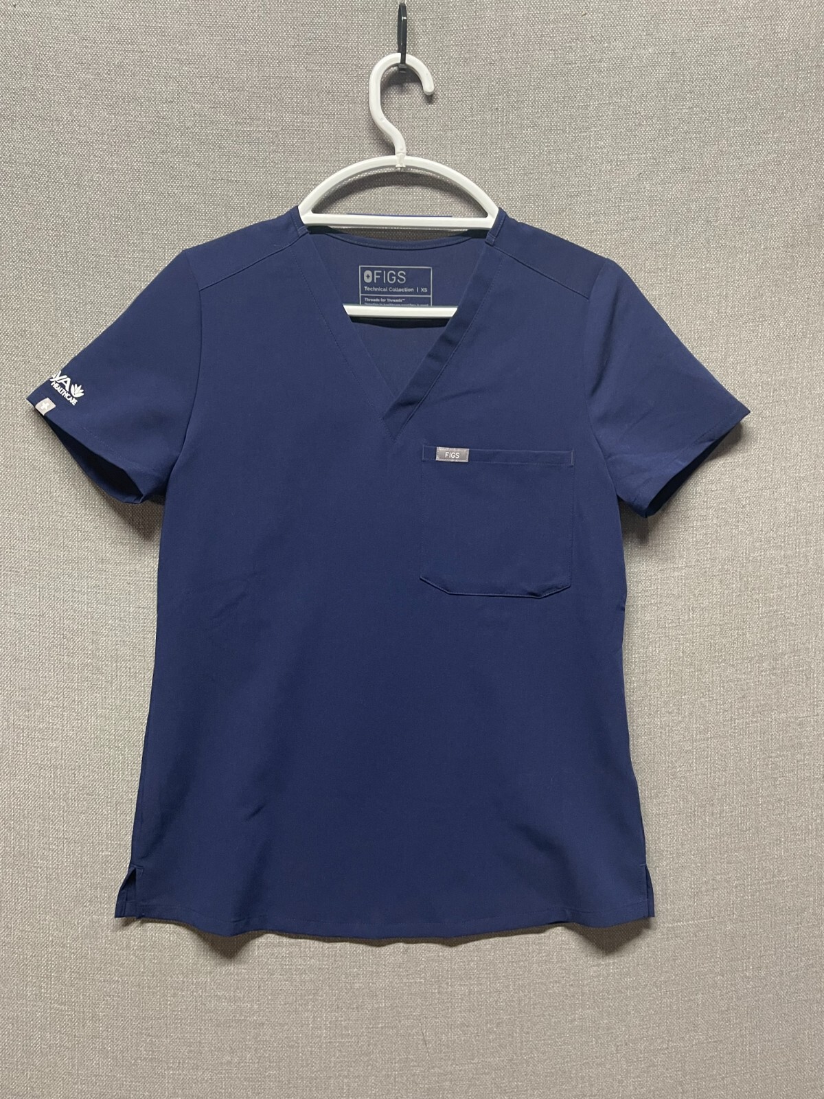 Figs Scrub Top Womens XS Navy Blue Nursing Embroidered Shirt FW1000 | eBay