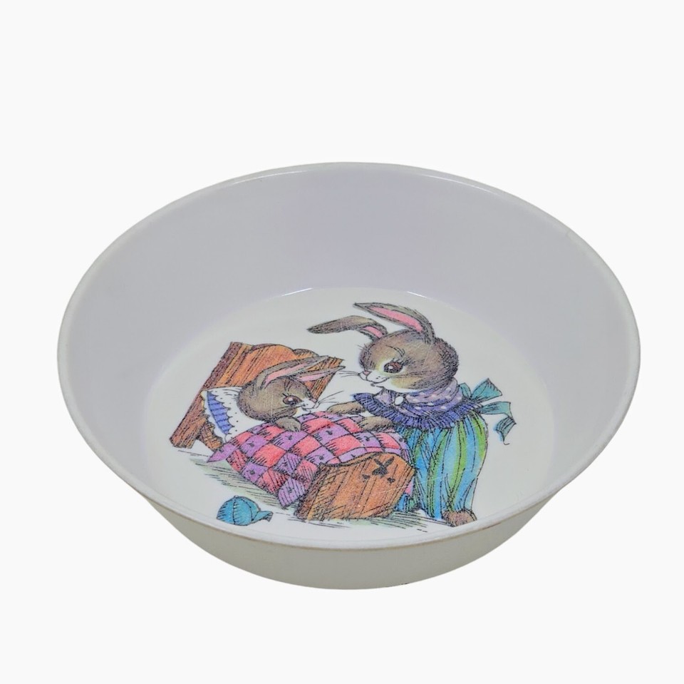 Oneida Vintage Peter Rabbit Children's Nursery Rhyme Dinnerware Set Set ...