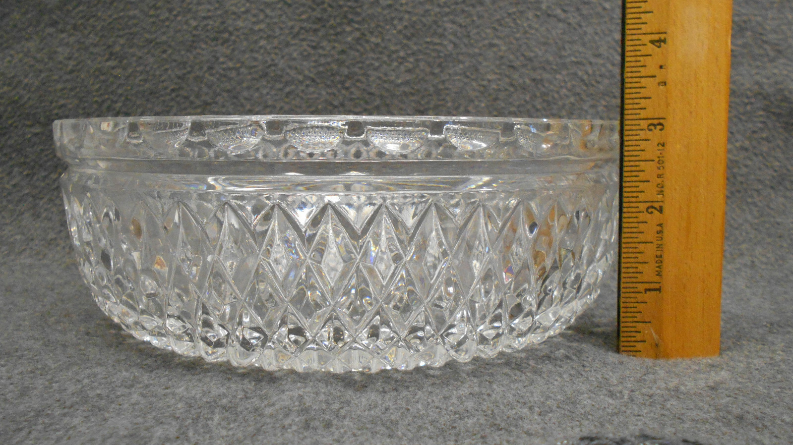Crystal Bowl - Diamond Pattern & Daisy Bottom with Scalloped Edge - 8 3 ...