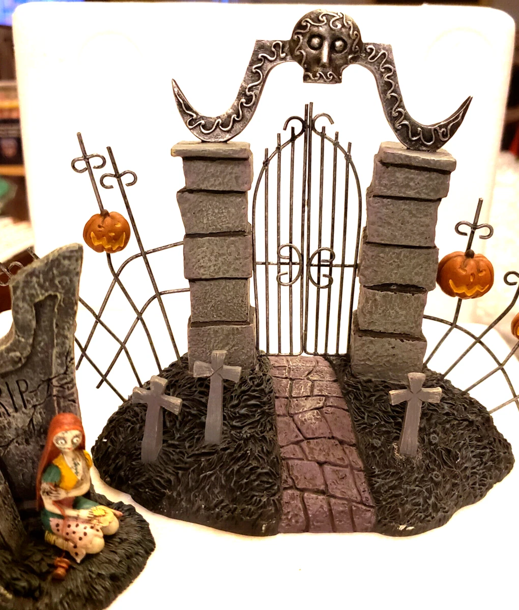 Nightmare Before Christmas Graveyard Gate