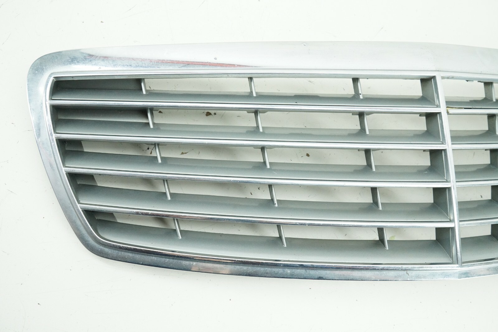 Mercedes W211 03-09 Front Bumper Grille Grill Radiator Vent 2118800583 ...