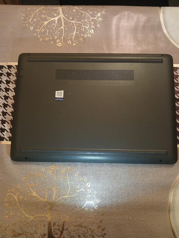 HP 240 G7 Laptop | Intel i5-1035G1 | 8GB RAM | 256GB NVMe SSD | Windows ...