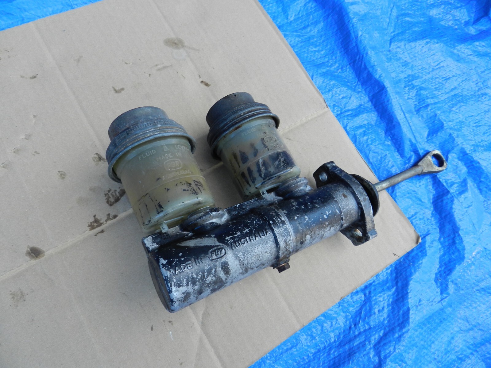 FORD/PBR TWIN MASTER CYL/SUITS GT FALCON/ TIN LIDS/SUITS FALCON ...