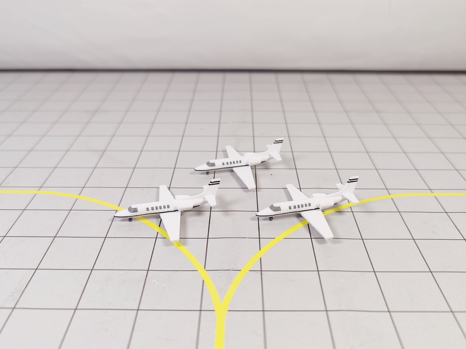 3x Cessna Citation 550 Business Private Jet Models 1:400 Scale Airport ...