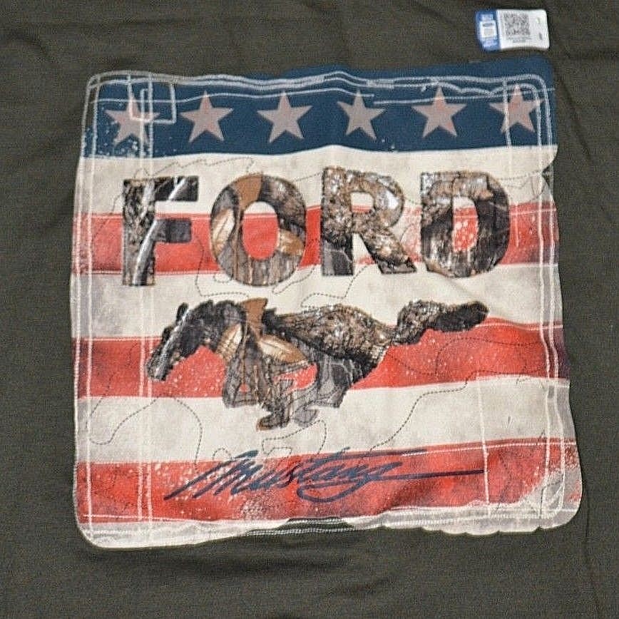 Realtree by Antler Creek Ford Mustang T-Shirt USA Flag Licensed Men's ...