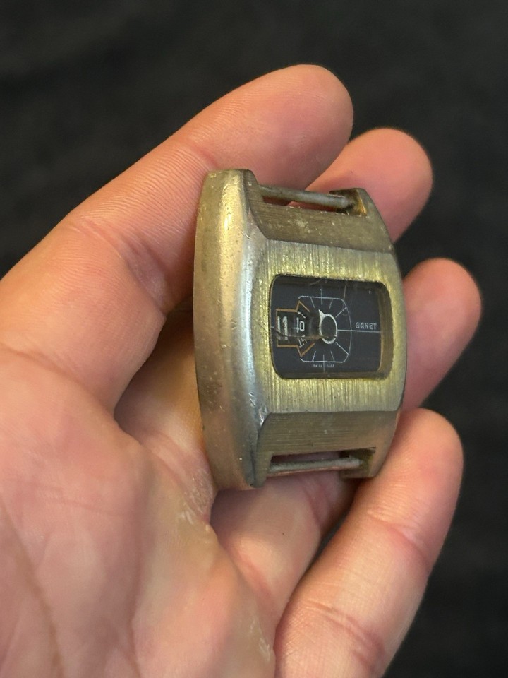 vintage Ganet Swiss-made digital jump hour men's watch. **Not Running ...