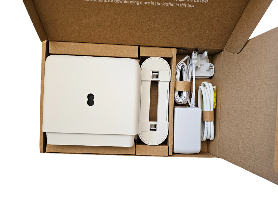 EE Smart WiFi Plus SW30A WiFi 6 Network Extender use with EE Smart Hub ...