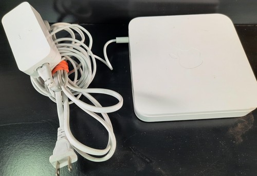 Apple Airport Extreme 802.11n Wireless Base Router A1354 4th Gen Tested ...