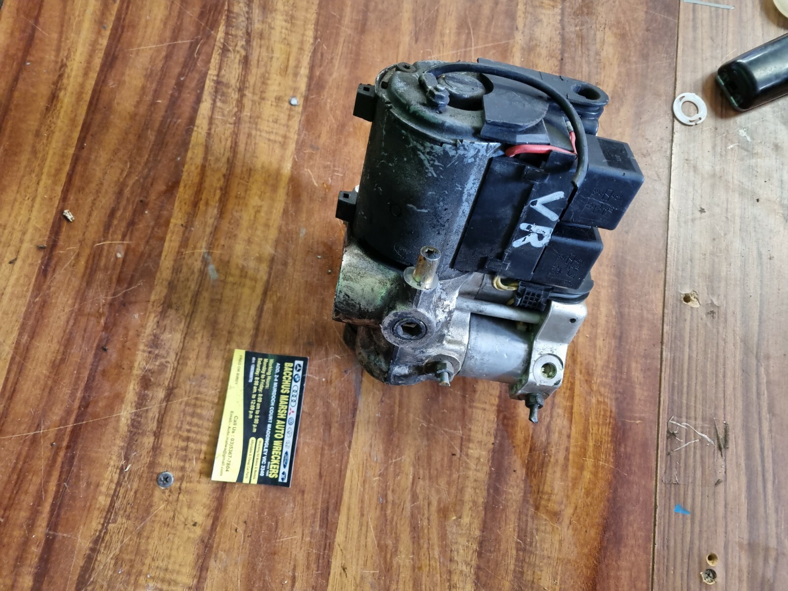 VR VS Commodore ABS Brake Module SRS Holden V6 & V8 for sale online | eBay