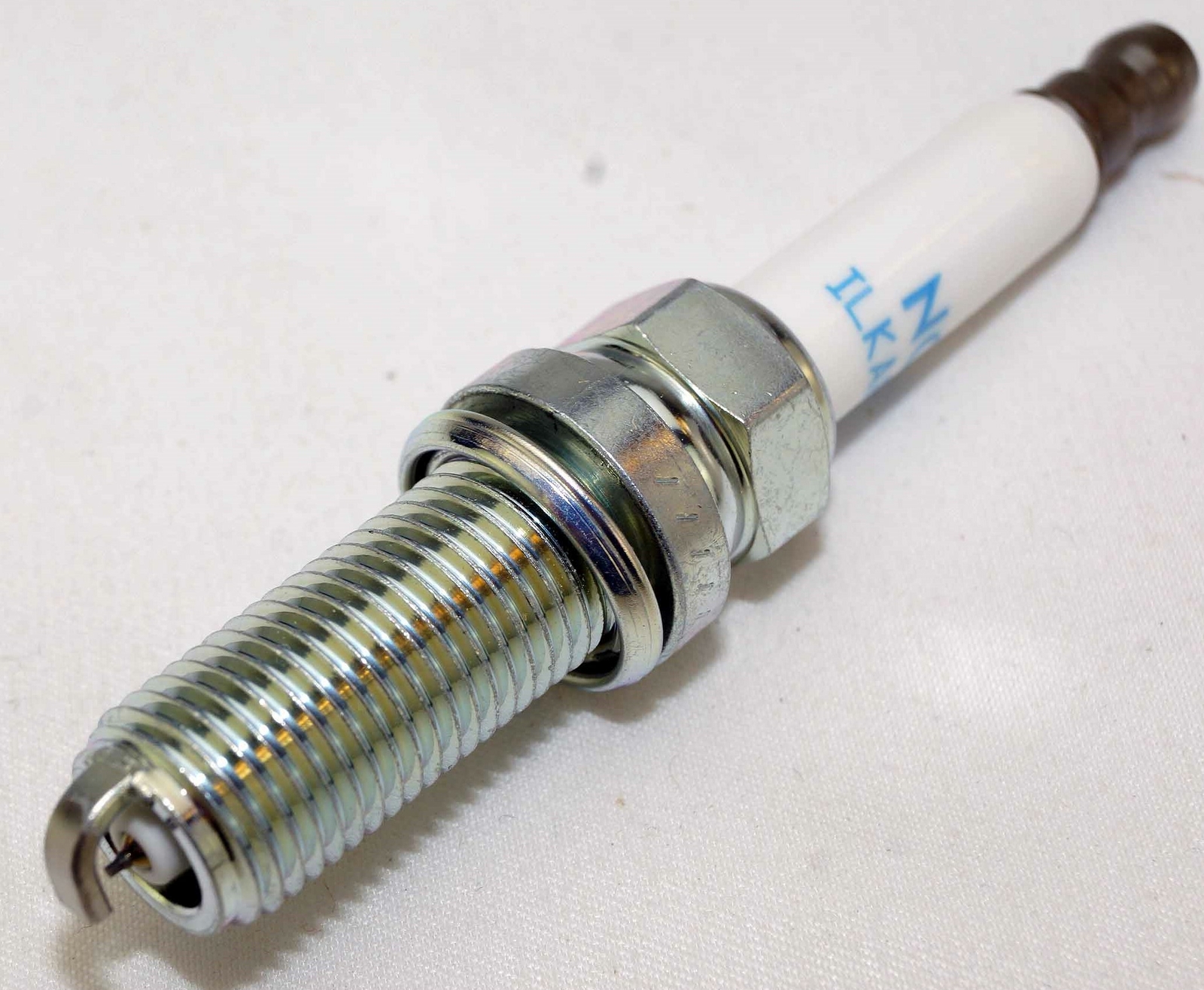 8 pack NGK 94940 Laser Iridium Spark Plug ILKAR7C10 For Range Rover ...