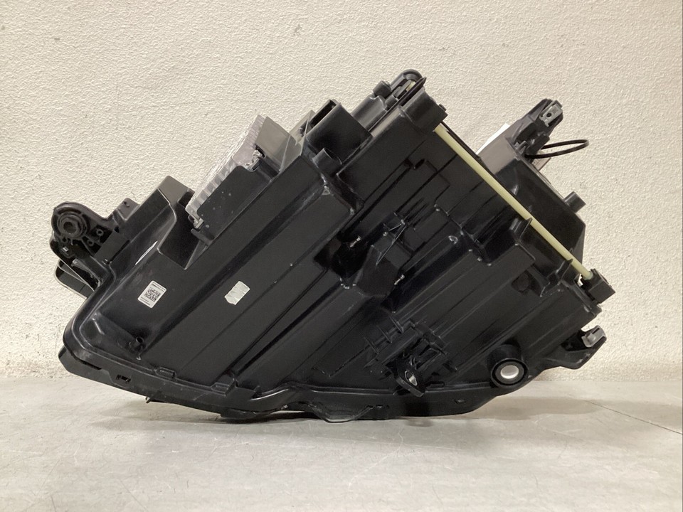 2022 2023 Audi Q4 E-Tron Opt 8IY Matrix LED Headlight Right Used OEM ...