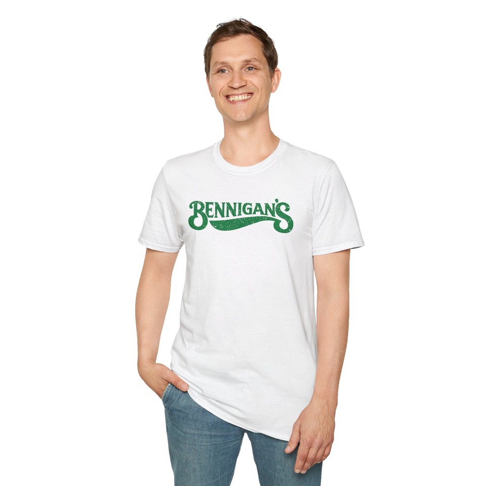 Bennigan's T-shirt 80's 90's Bennigans logo Irish classic distressed vintage | eBay