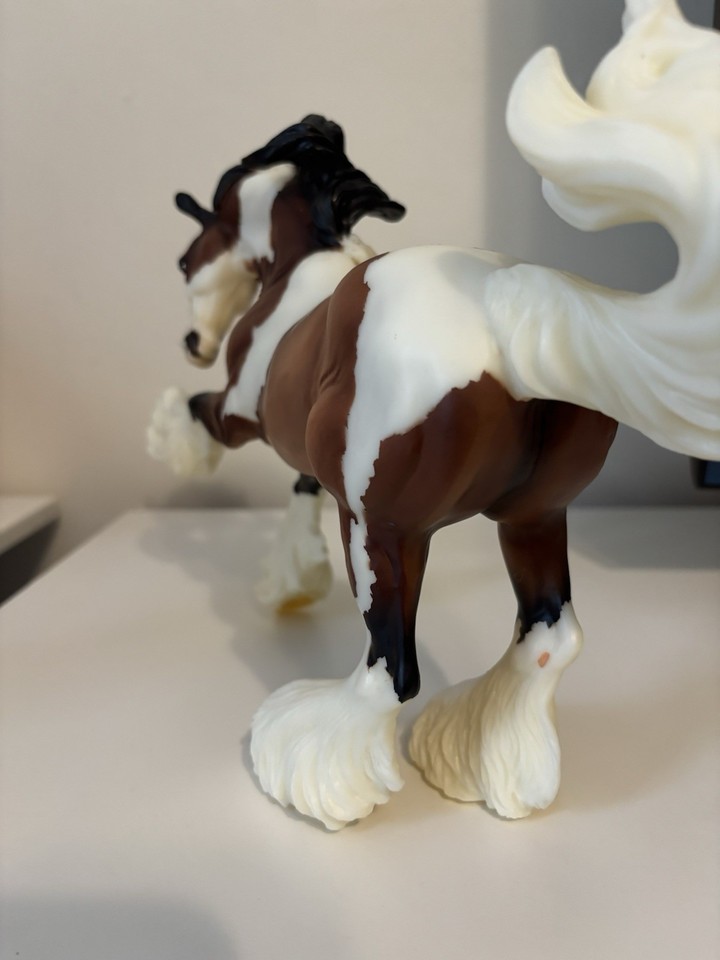 Breyer Gypsy Vanner Traditional Horse #1497 Bay Tobiano Pinto 2013 | eBay