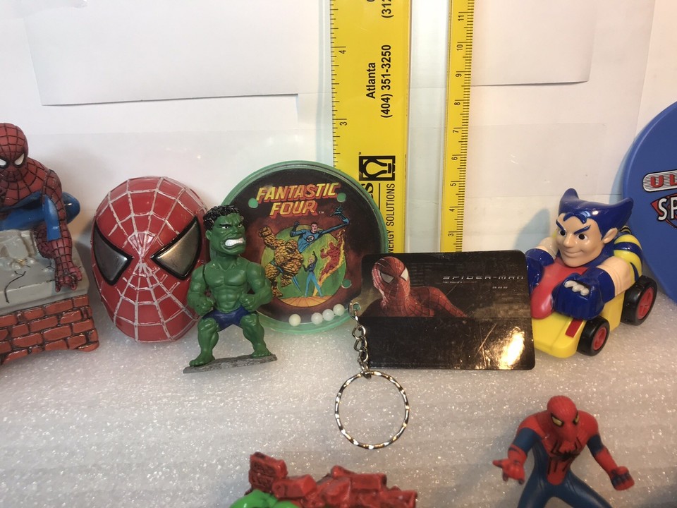 Misc. lot of Marvel Comics toys: Spiderman, Cyclops, Wolverine, Mini ...