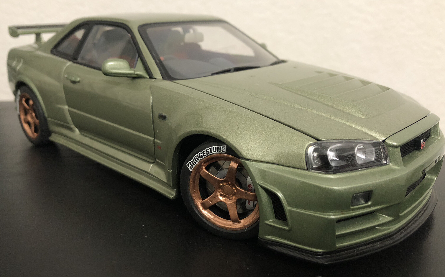 1:18 AUTOart Nissan Skyline R34 GT-R Z-tune MILLENNIUM JADE Custom W ...